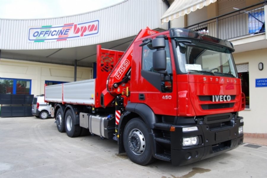 Allestimento IVECO STRALIS 260 S45 + FASSI F235A.2.25 - Allestimento ...